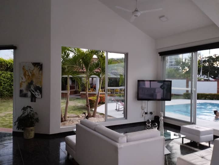 Hermosa Casa Quinta Con Piscina. - Girardot
