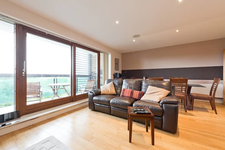 Corporate Apartment. 15m To The City.  Long Term - Dunboyne