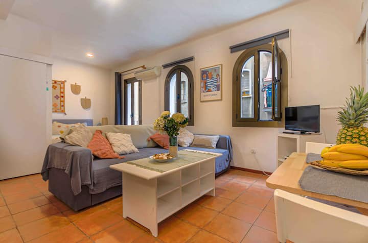 Barceloneta, Beach, Comfort And Good Energy - Badalona