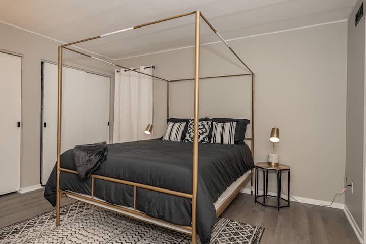 Newly Renovated-stylish Interior-min To Downtwn - Cincinnati, OH