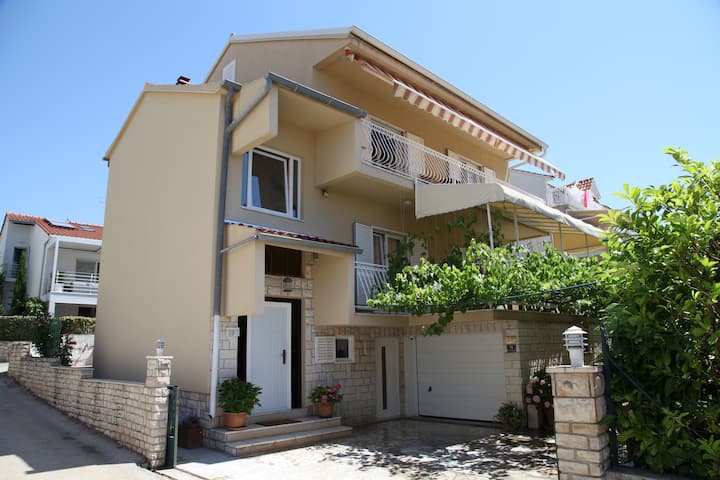 New!! Renovated House In Offer!! Near The Sea! - Šibenik