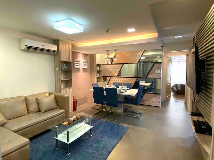 2 Bed Condo, City De Mare,cebu Srp,nu Star,sm Moa - Cebu City