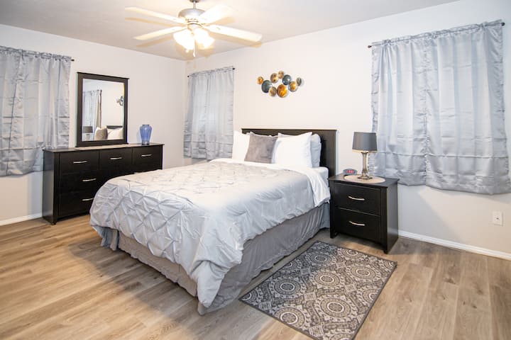 ⭐️Tlc Comfy Cozy Nest Near Remington Park/downtown❤️ - Oklahoma