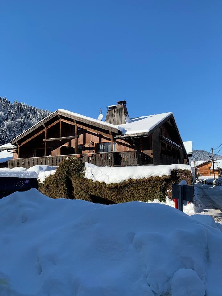 Spacious And Bright Family Place With Open Fire - Morzine