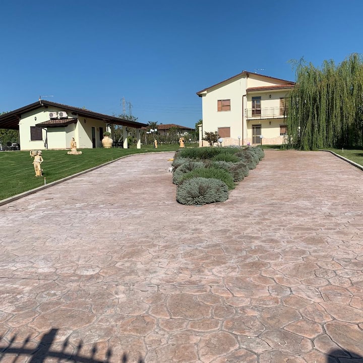 Ceprano , Frosinone Villa With Pool & Pool House - Frosinone