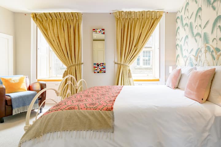 Boutique City Centre Apartment, In A Fantastic Location - Edimburgo