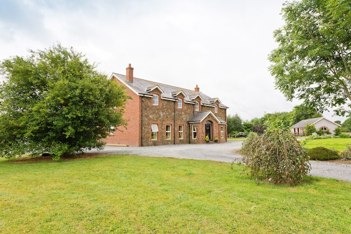 Ash House Irish Country House B&b - Kildare