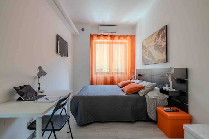 Amazing And Central Close To San Peter Cathedral - 羅馬