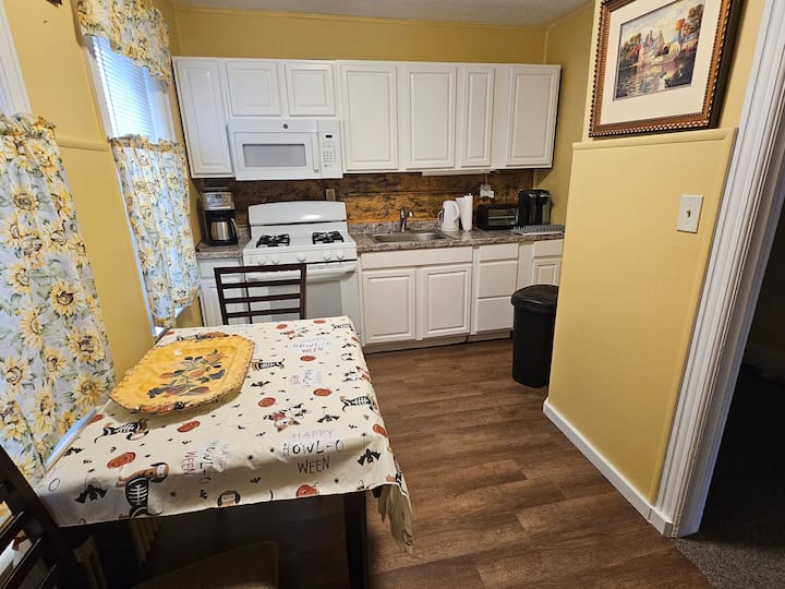 3 Bedroom Apartment,private,safe And Quiet Place - Allentown, NJ