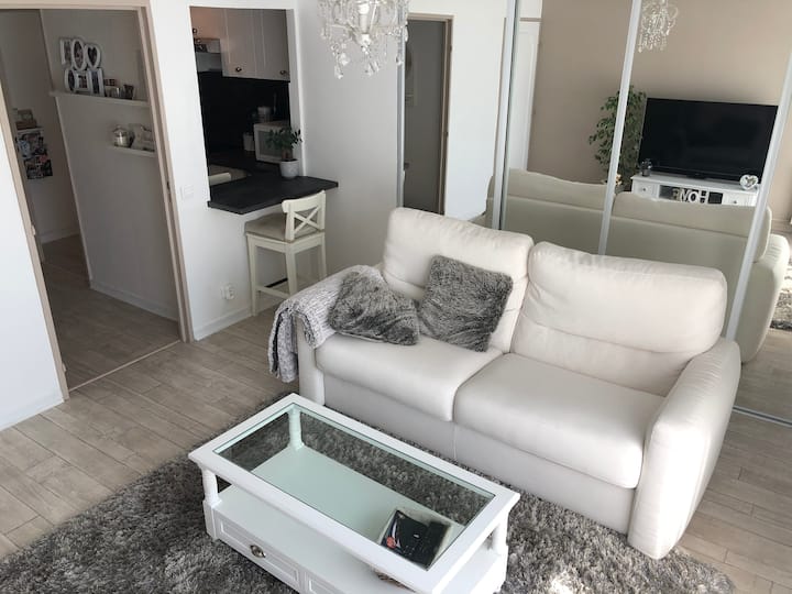 Charmant Studio Avec Accès Piscine - Pégomas