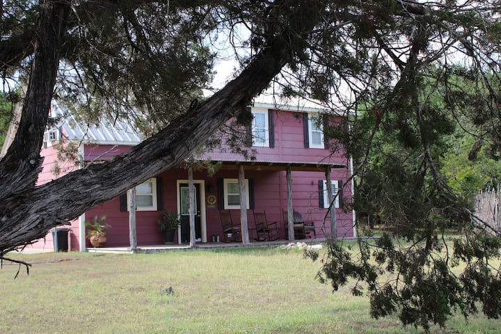 "The Barn" - "A Country Place" - Wimberley, TX