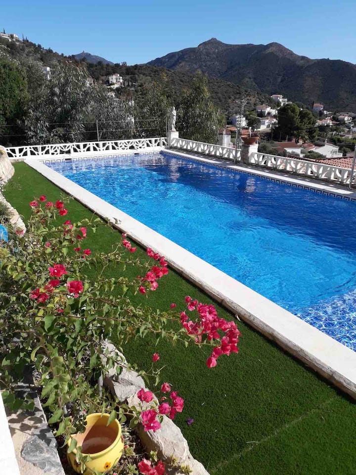 Magnifique Villa Avec Piscine Et Vue Panoramique - Cadaqués