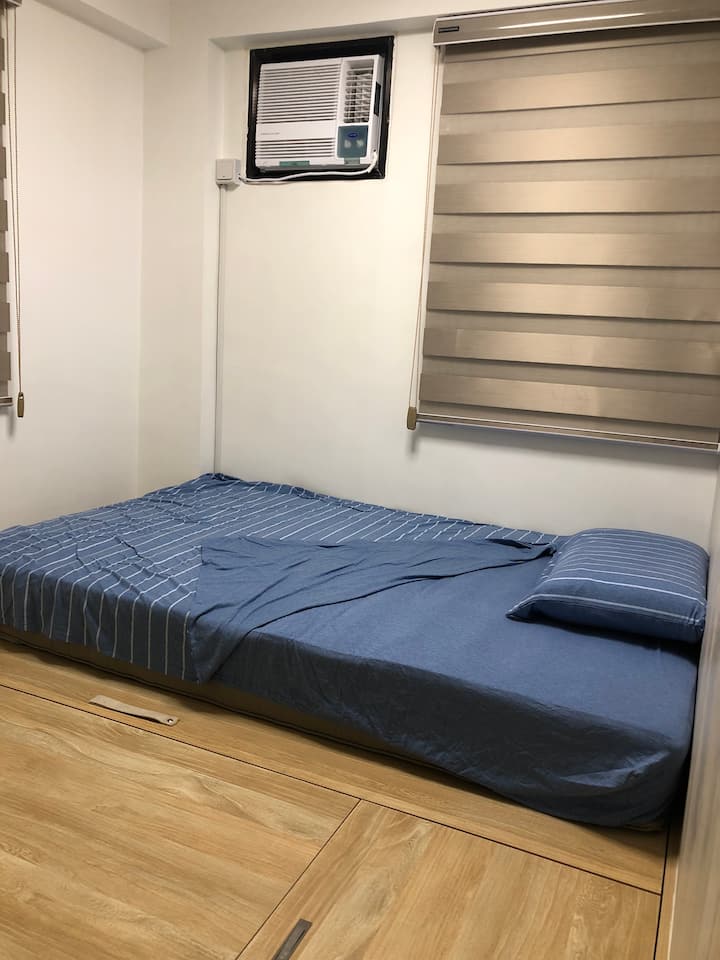 Newly Redecorated Flat Near East Railway Station - Hong Kong