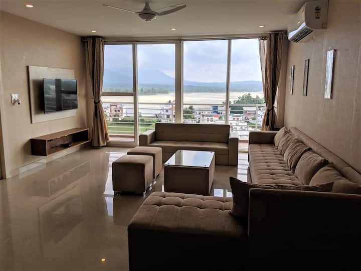 Ganges View 3 Bedroom Apartment In Quiet Area - Rishikesh