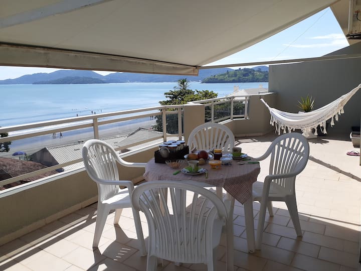 Oceanfront Penthouse - Four Bedrooms - Porto Belo