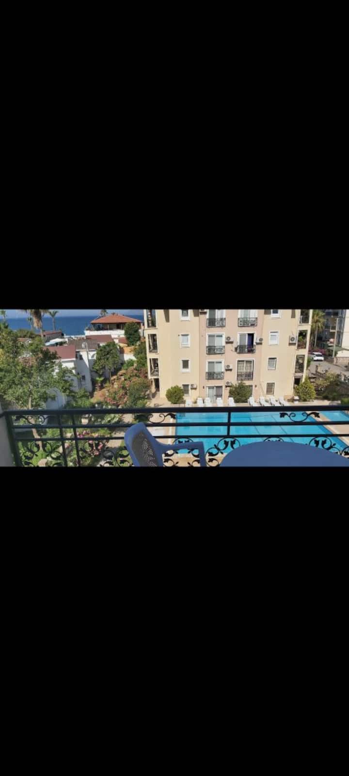 ÇAlış Plajı'nda Deniz Manzaralı Havuzlu Dubleks Ev - 페티예