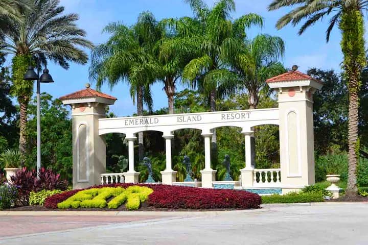 Stylish Vacation Home 15 Min To Disney! - ESPN Wide World of Sports Complex