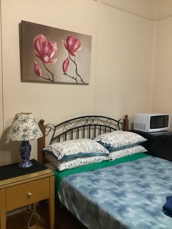 Magnolia House - Tulip - Newcastle