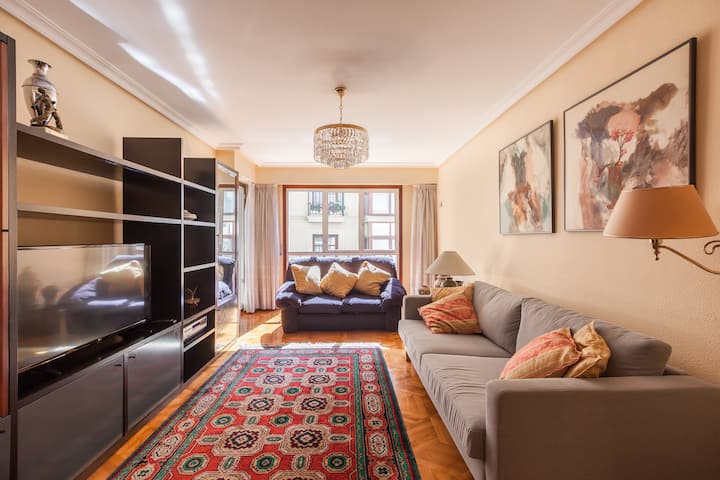 Zarautz Y Costa Vasca - Ess02202 - Zarautz