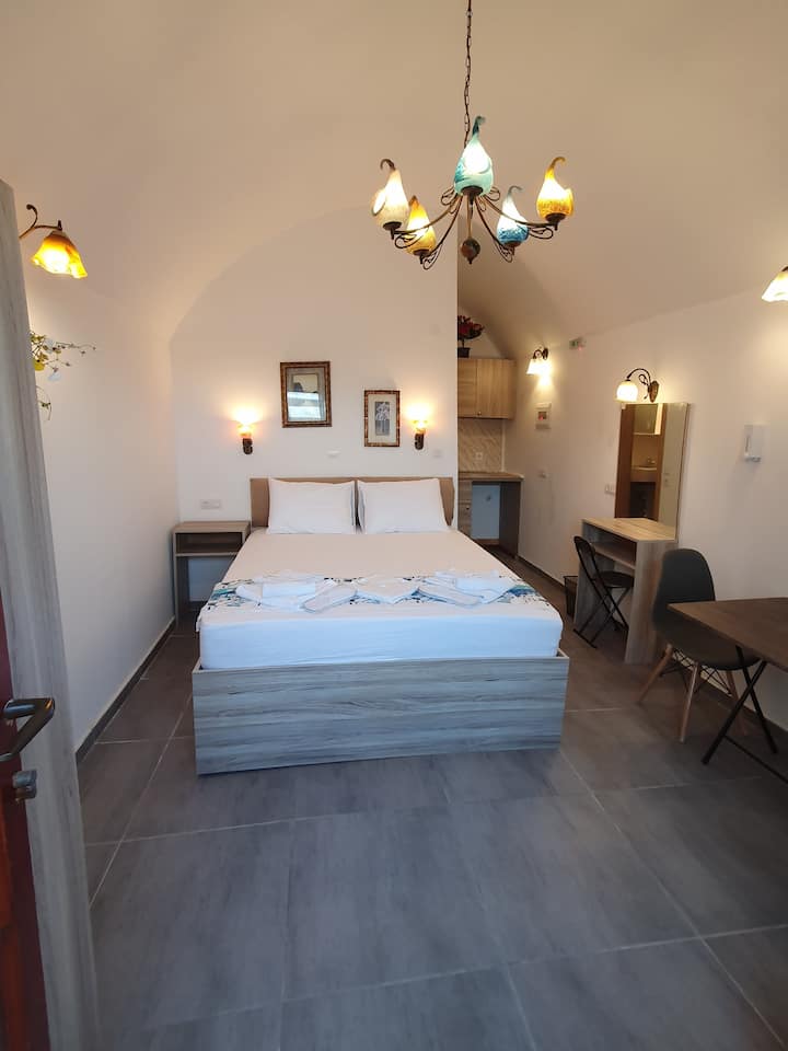 Leman Villas 003 - Santorini