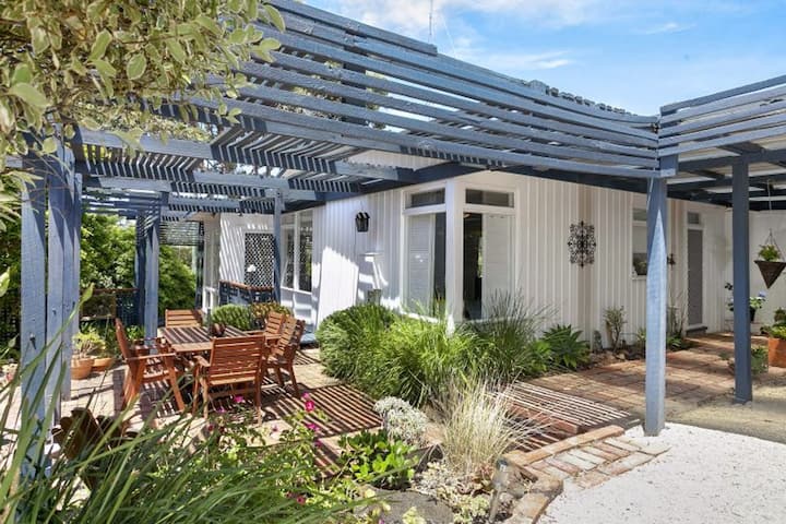 Cosy Corner - Jan Juc