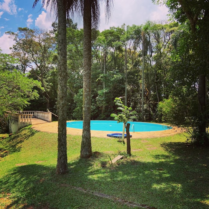 Linda Chácara Com Piscina E Quiosque Pura Natureza - Ibiúna
