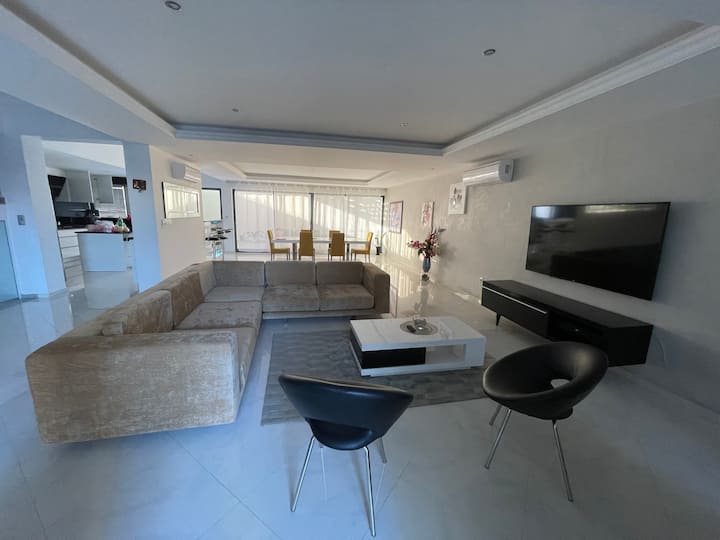 Villa Familiale: Piscine Et Vue Panoramique - Praia