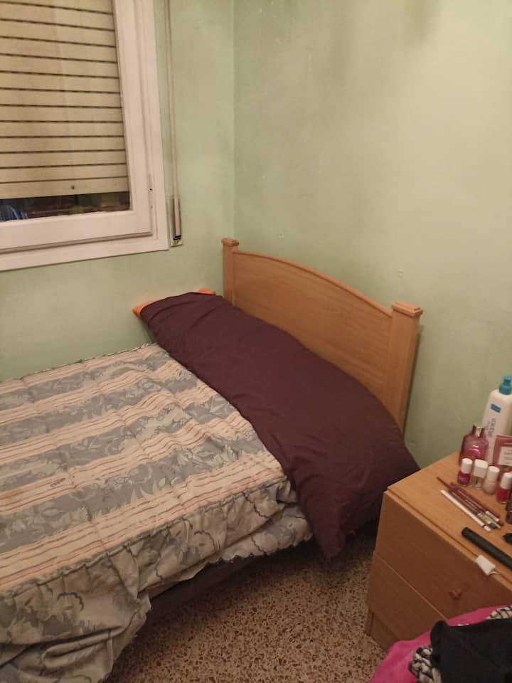 Alojamiento En Zaragoza Durante Fiestas Del Pilar - Zaragoza, España