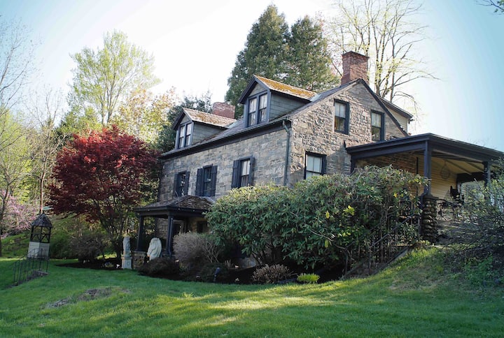 The Horseman House, 3 Bedroom, 2 Bath - Ulster Park, NY