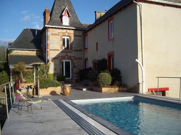 Maison De Campagne Avec Piscine - Montauban-de-Bretagne