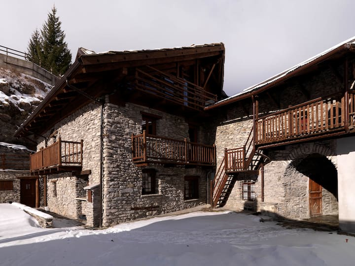 Designer Chalet In The Heart Of The Italian Alps - Sauze d'Oulx