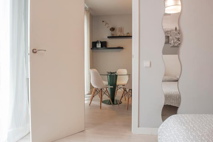 Cozy Apartment In The Heart Of The City - Barcelona