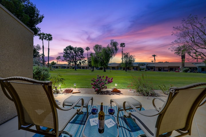 Stunner-king Beds-golf-pickle Ball-pool-dogs Ok - Palm Desert, CA