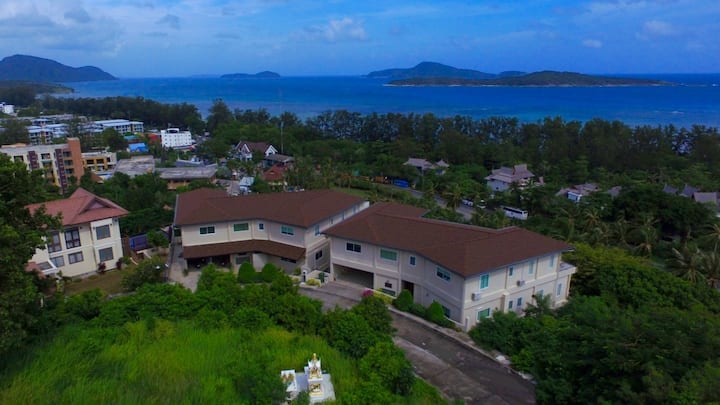 9 Bedrm: Turquoise View: Seaview, Pool, Sleeps 24 - Phuket City Eyalet