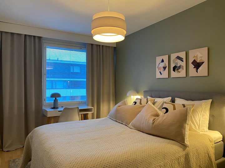 Bright & Fresh Apt. W/ Balcony In Coolest District - Helsinki