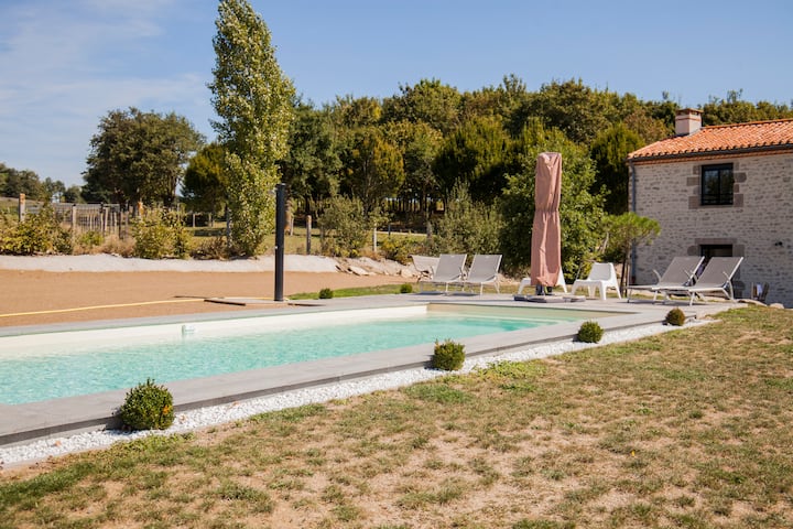 Gîte 4* " La Remise" +Piscine 10km Puy Du Fou - Vendée