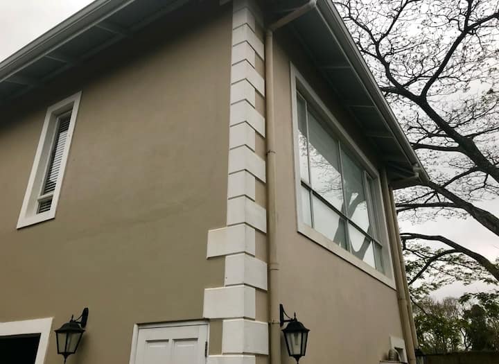 Kloof Suburban Apartment - Pinetown