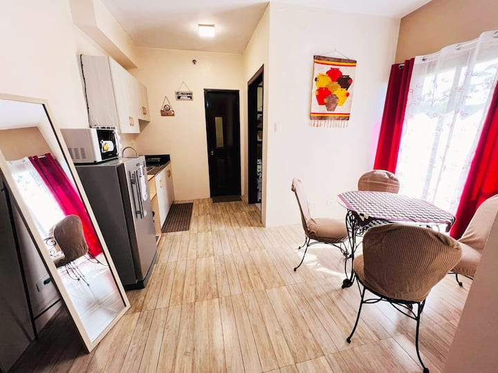 2 Br Condo 3 Minutes Walk To Sm & Session Road - Baguio