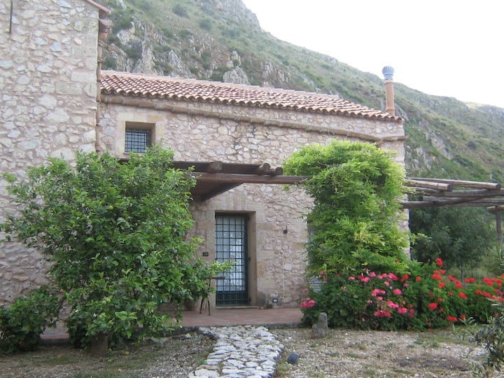 The Ancient House - Master Apartment - Scopello, Italy