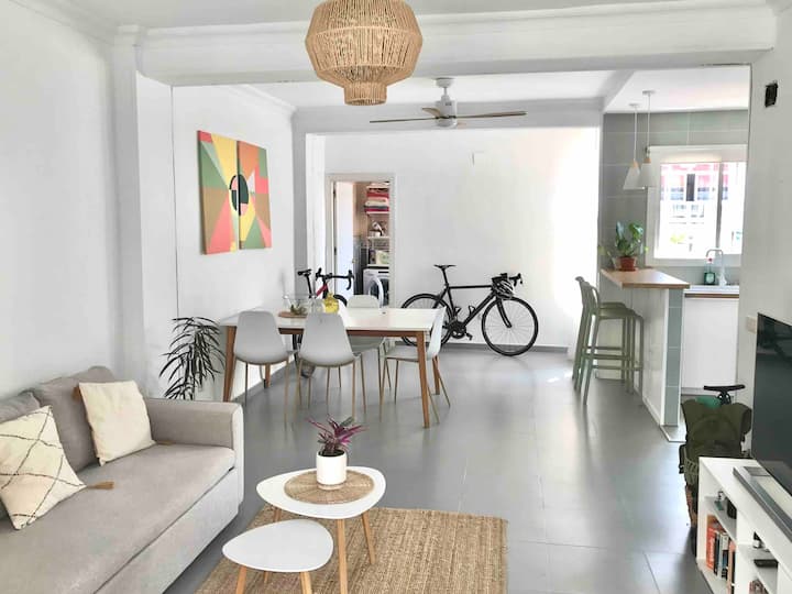 Spacious Apartment With Huge Terrace - Málaga