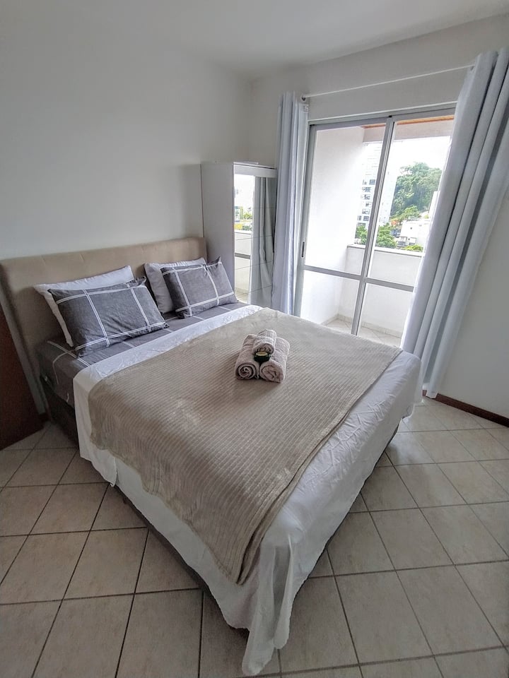Apto Inteiro Em Blumenau - Blumenau