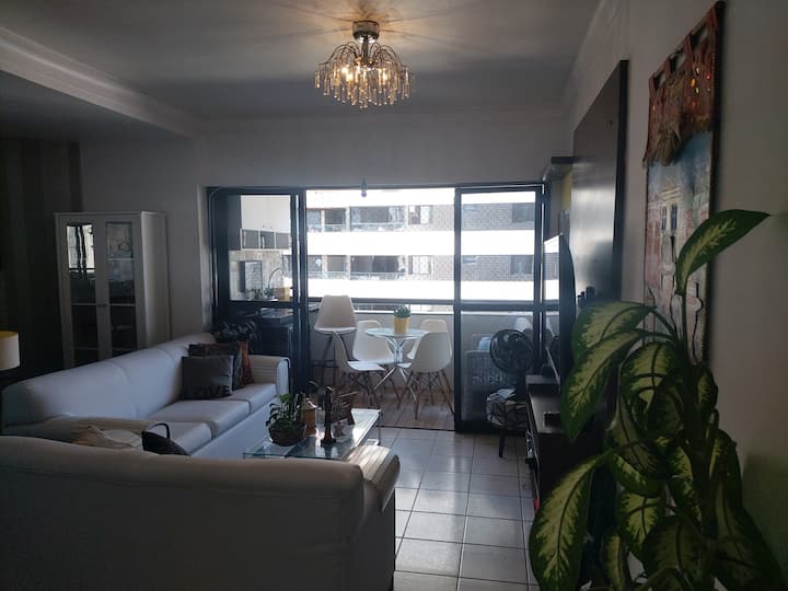 3 Quartos, 5 Pessoas.podendo Colocar Colchão Extra - Maceió