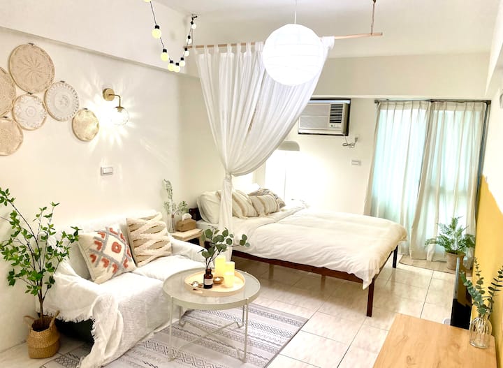 J2 House 位市中心/正興街/鄰近國華街/海安路/保安路/神農街/超讚房東 - 타이난