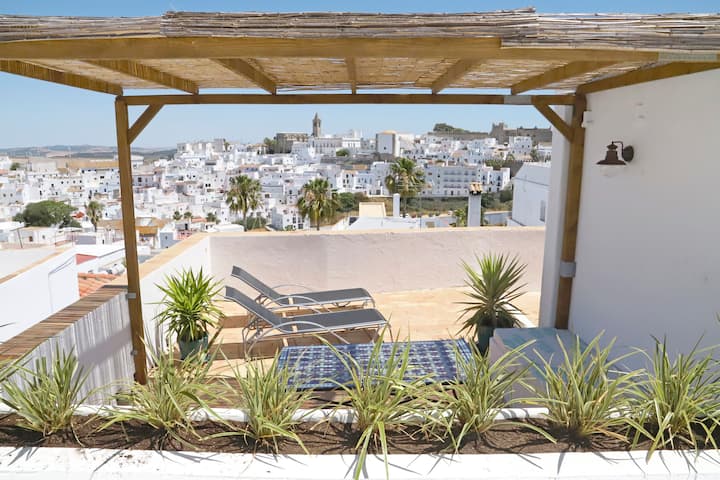Newly Renovated House With Breathtaking Views - Zahara de los Atunes
