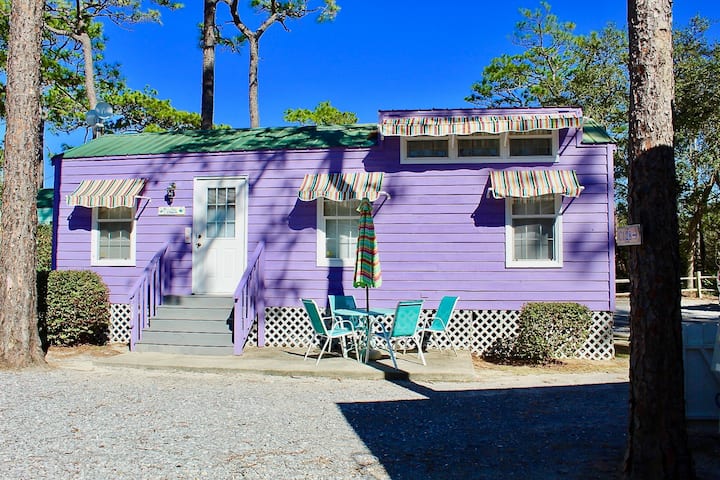 Cabin 8 Person Two Bedrooms - Navarre Beach, FL