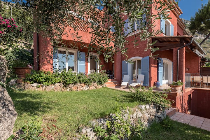 Villa Rouge Sur La Côte Azur - Saint-Jean-Cap-Ferrat