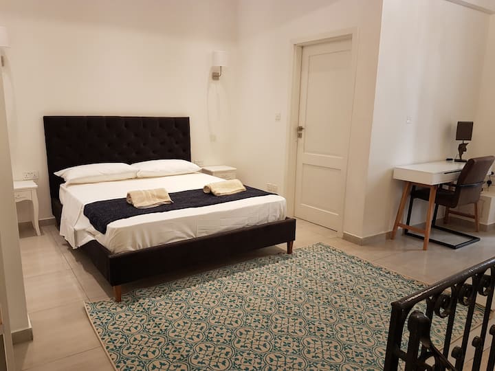 Valletta Boutique Escape - La Valeta