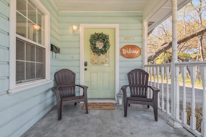 || Blue Bungalow || Adorable Downtown Mckinney - Fairview, TX