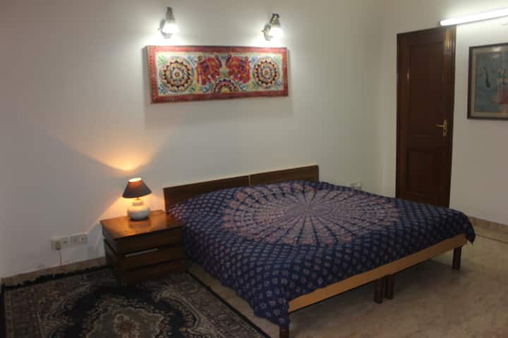 Private Room 3 Located In Safest Part Of Delhi. - New Delhi