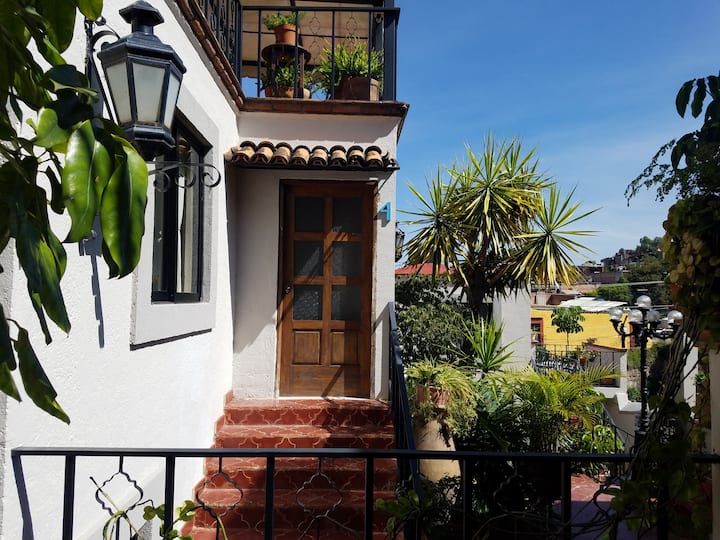 Pied-à-terre Casita · Private View Balcony - San Miguel de Allende
